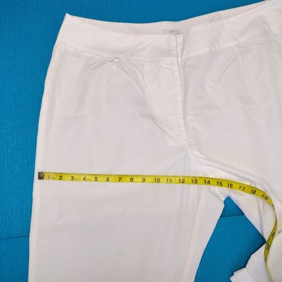 Liz Claiborne | Pants & Jumpsuits | Liz Claiborne Audra Womens Capri ...